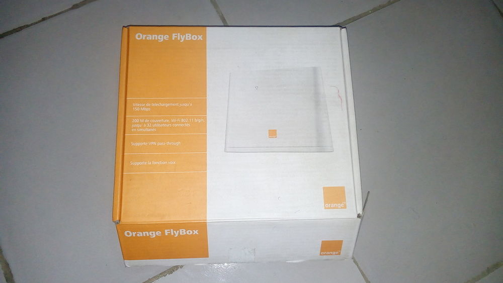 Flybox 4G avec tout les accessoires | BazarAfrique Côte d’Ivoire