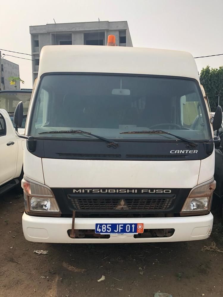 MINI BUS MITSUBISHI CANTER MAISON JF | BazarAfrique Côte d’Ivoire