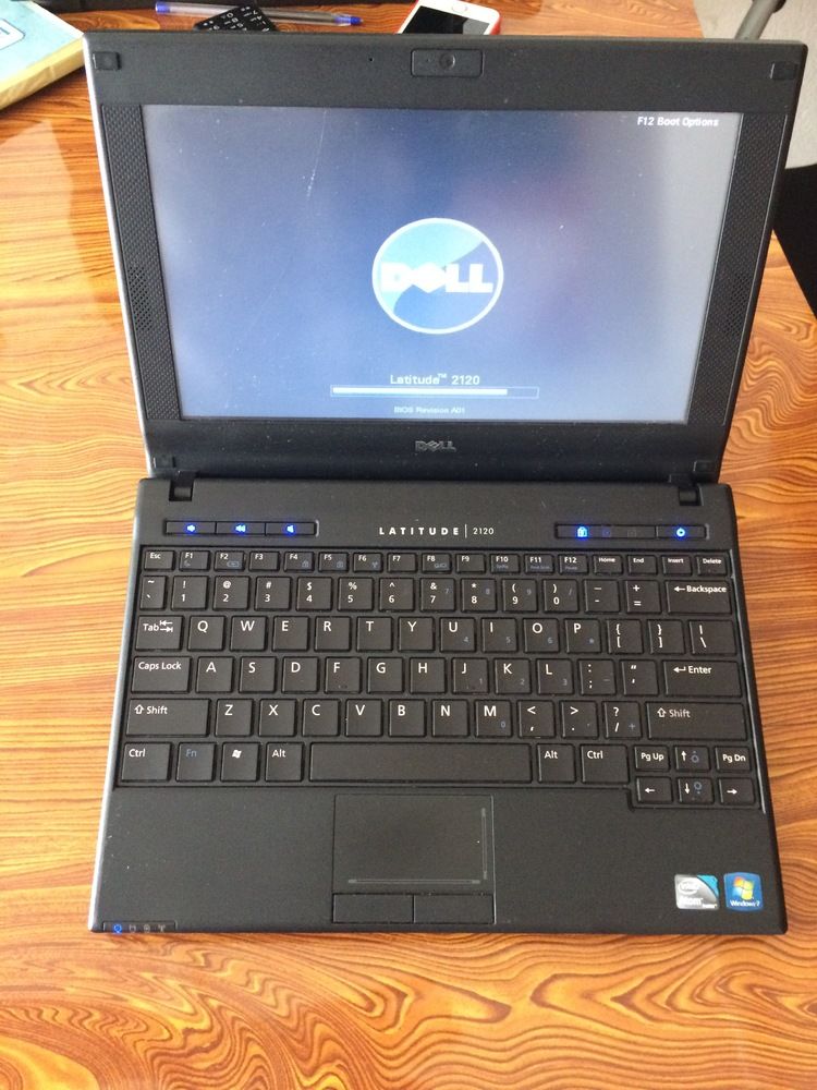 Ordinateur portable dell latitude 2120 atom 240giga 2giga ram ram écran ...