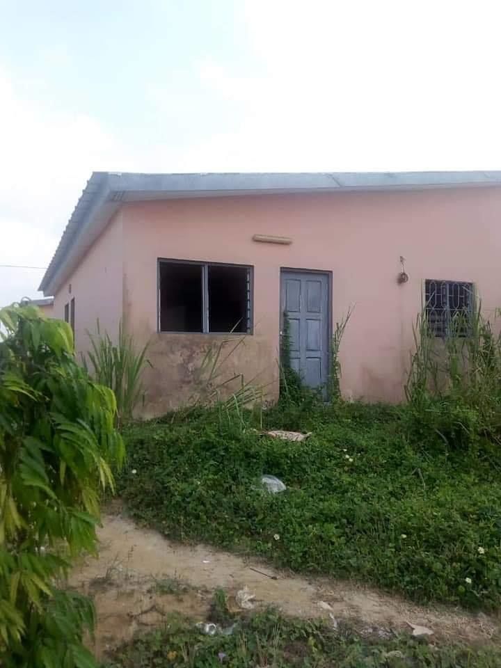 VILLA BASSE 4 PIECES EN VENTE | BazarAfrique Côte d’Ivoire