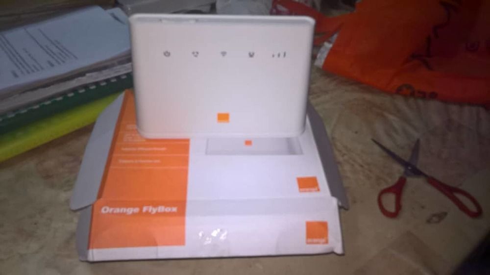 Routeur Flybox Orange 4G | BazarAfrique Côte d’Ivoire