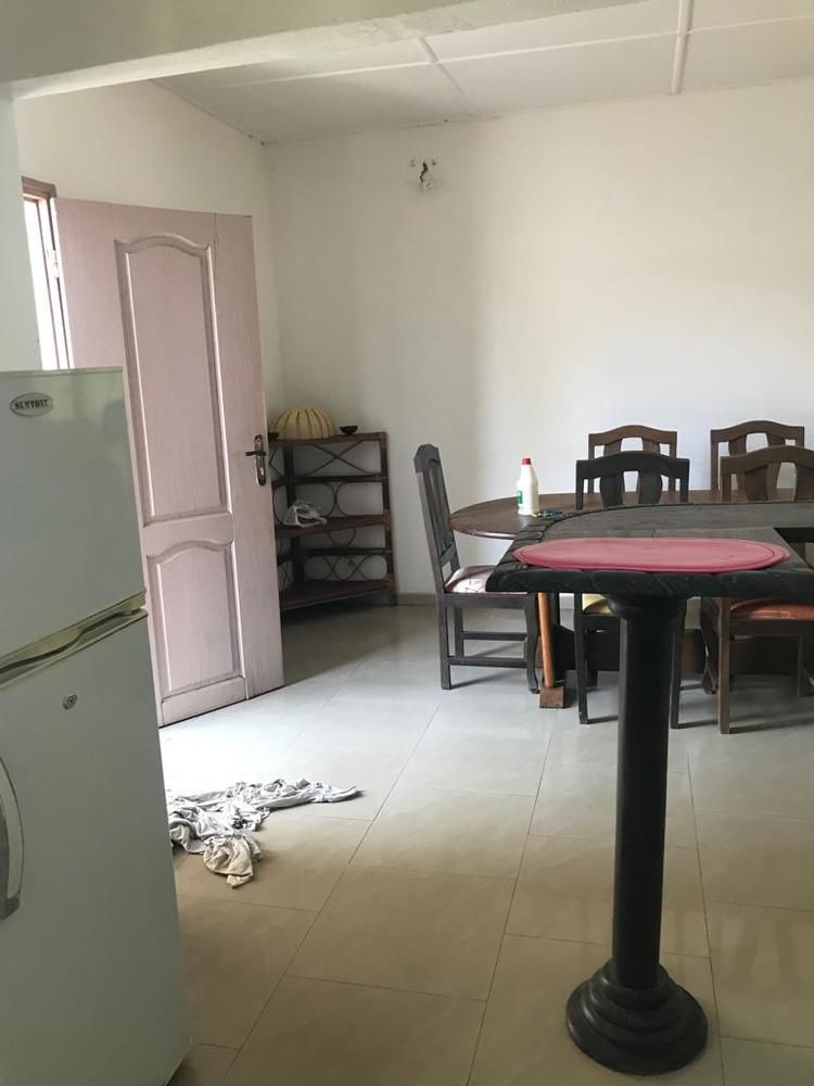 Belle villa basse de 4 pièces avec une dépendante prêt a habiter Bassam ...