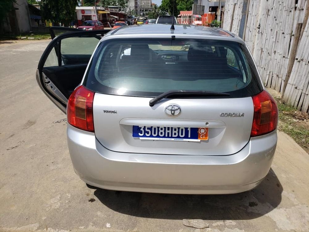Toyota Corolla 2002 Obama | BazarAfrique Côte d’Ivoire