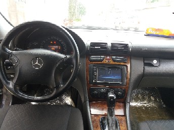 Mercedes-Benz C200 Kompressor 2000 | BazarAfrique Côte d’Ivoire